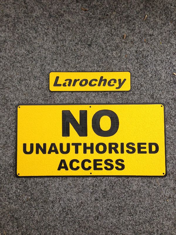Signage example gallery - Gate Plates